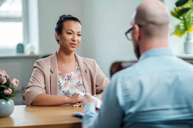 How to Spot a Dead-End Role Before You Accept It | The Professional Pursuit